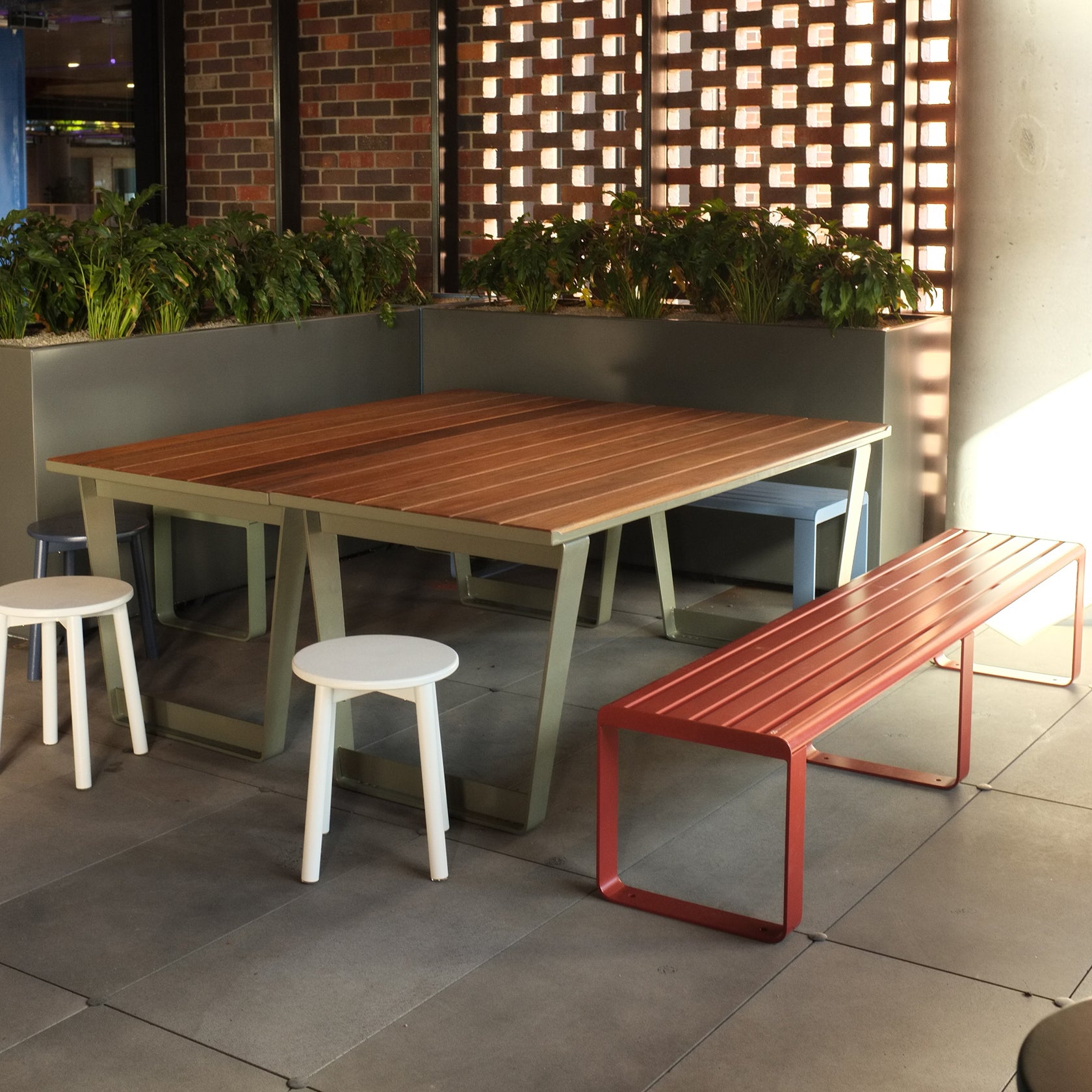 Frederick Outdoor Dining Table – Bloom Box Products